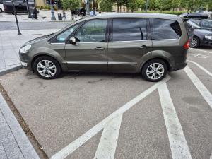 Green Ford Galaxy 2013 in Vilnius, with an engine capacity of 2.00 L and mileage of 282 thousand km for 3500 €, photo 4 on AUTOMOTO.COM.LV