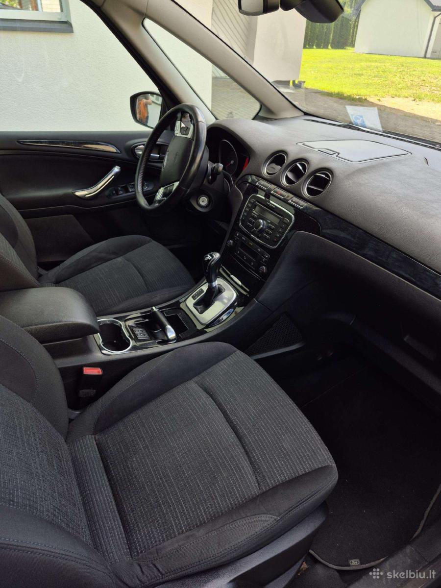 Green Ford Galaxy 2013 in Vilnius, with an engine capacity of 2.00 L and mileage of 282 thousand km for 3500 €, photo 10 on AUTOMOTO.COM.LV