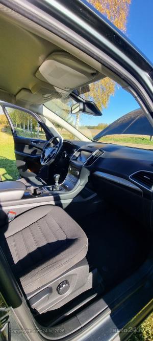 Green Ford Galaxy 2015 in Valga, with an engine capacity of 2.00 L and mileage of 237 thousand km for 9500 €, photo 7 on AUTOMOTO.COM.LV