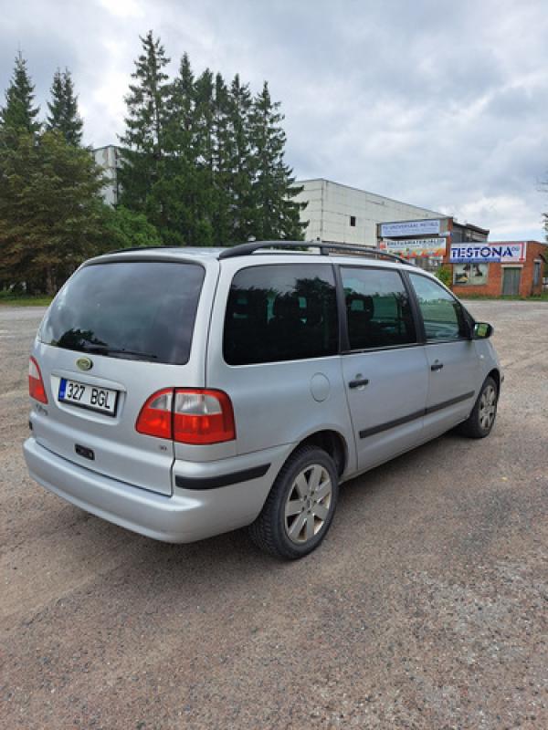 Grey Ford Galaxy 2001 in Kohtla-Jarve, with an engine capacity of 2.30 L and mileage of 171 thousand km for 1200 €, photo 5 on AUTOMOTO.COM.LV