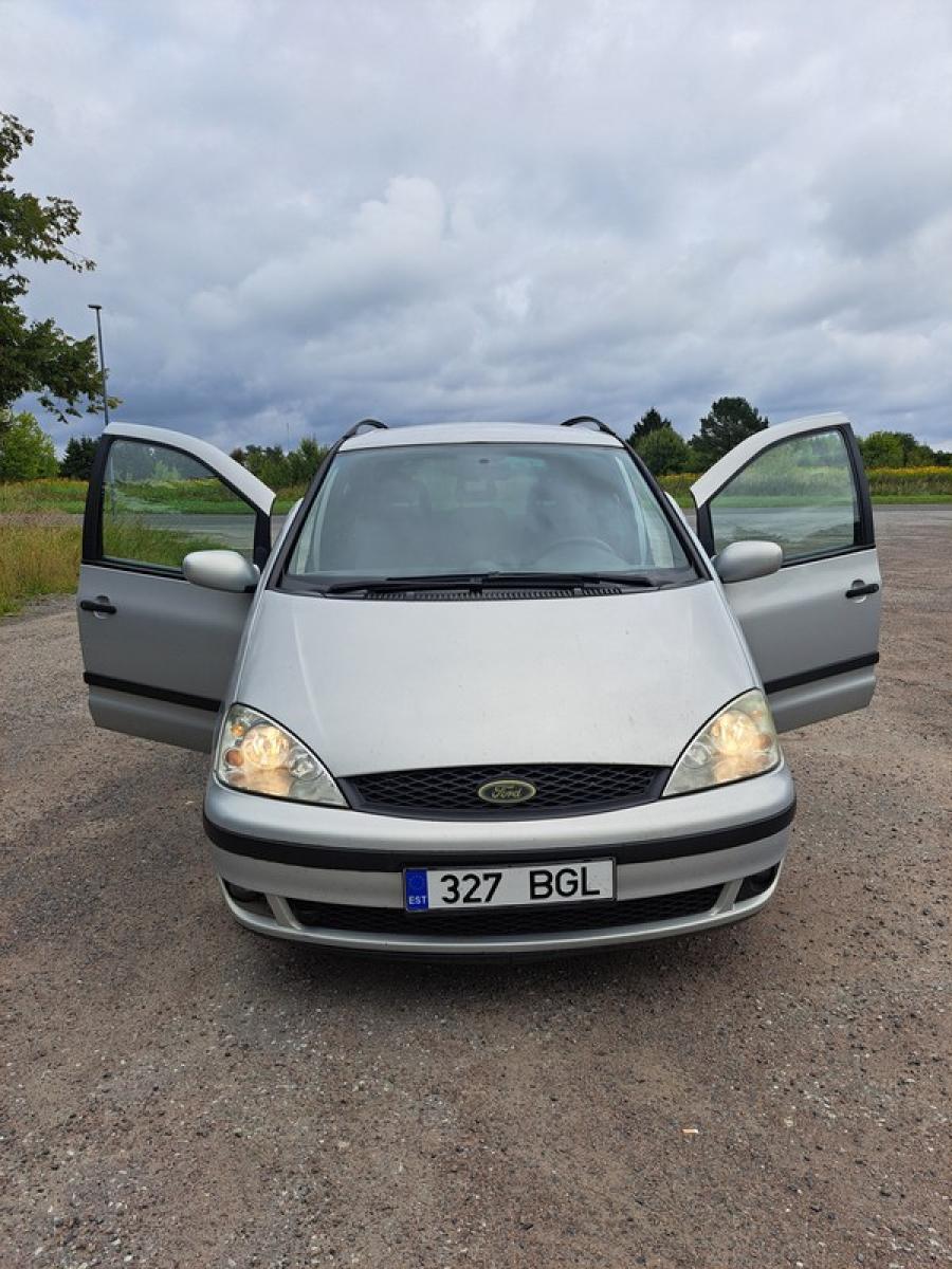 Pelēks Ford Galaxy 2001 Kohtla-Jerve, ar dzinēja tilpumu 2.30 L un nobraukumu 171 tūkst. km par 1200 €, foto 25 vietnē AUTOMOTO.COM.LV