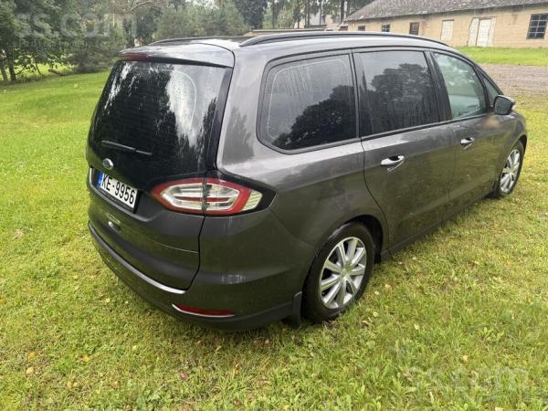 Ford Galaxy 2015 Rīga vietnē Pelēks Ford Galaxy 2015 Rīga, ar dzinēja tilpumu 2.00 L un nobraukumu 292 tūkst. km par 6200 €, foto 5 vietnē AUTOMOTO.COM.LV