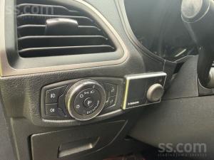 Pelēks Ford Galaxy 2015 Rīga, ar dzinēja tilpumu 2.00 L un nobraukumu 292 tūkst. km par 6200 €, foto 12 vietnē AUTOMOTO.COM.LV