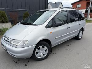 Pelēks Ford Galaxy 1996 Kauņa, ar dzinēja tilpumu 1.90 L un nobraukumu 288 tūkst. km par 1380 €, foto 3 vietnē AUTOMOTO.COM.LV