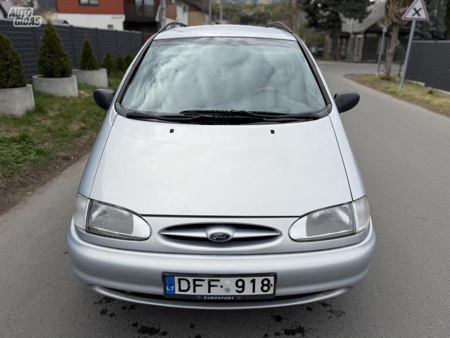 Pelēks Ford Galaxy 1996 Kauņa, ar dzinēja tilpumu 1.90 L un nobraukumu 288 tūkst. km par 1380 €, foto 4 vietnē AUTOMOTO.COM.LV