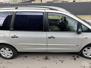 Pelēks Ford Galaxy 1996 Kauņa, ar dzinēja tilpumu 1.90 L un nobraukumu 288 tūkst. km par 1380 €, foto 6 vietnē AUTOMOTO.COM.LV