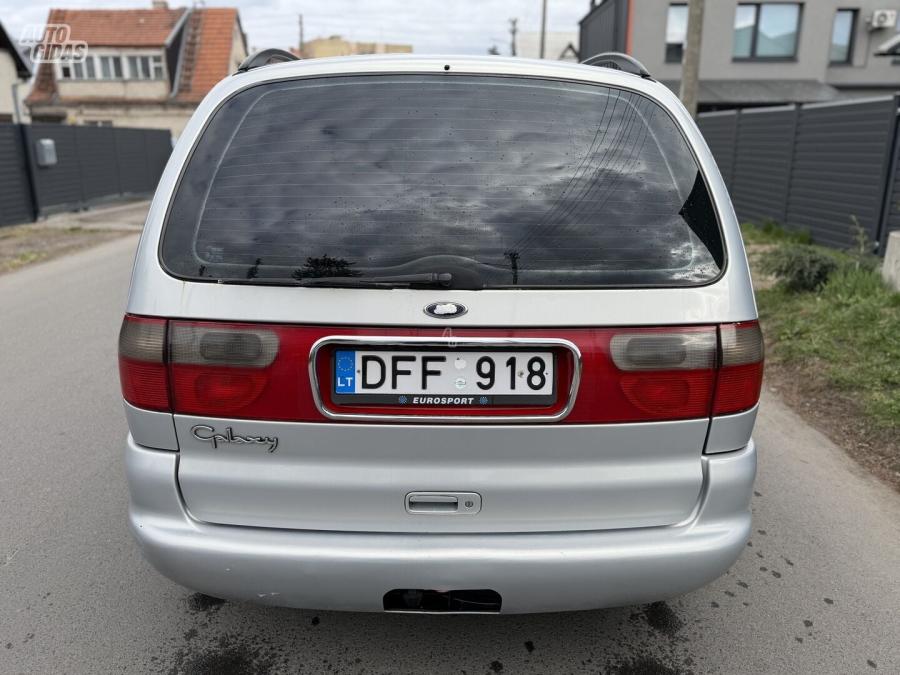 Pelēks Ford Galaxy 1996 Kauņa, ar dzinēja tilpumu 1.90 L un nobraukumu 288 tūkst. km par 1380 €, foto 8 vietnē AUTOMOTO.COM.LV