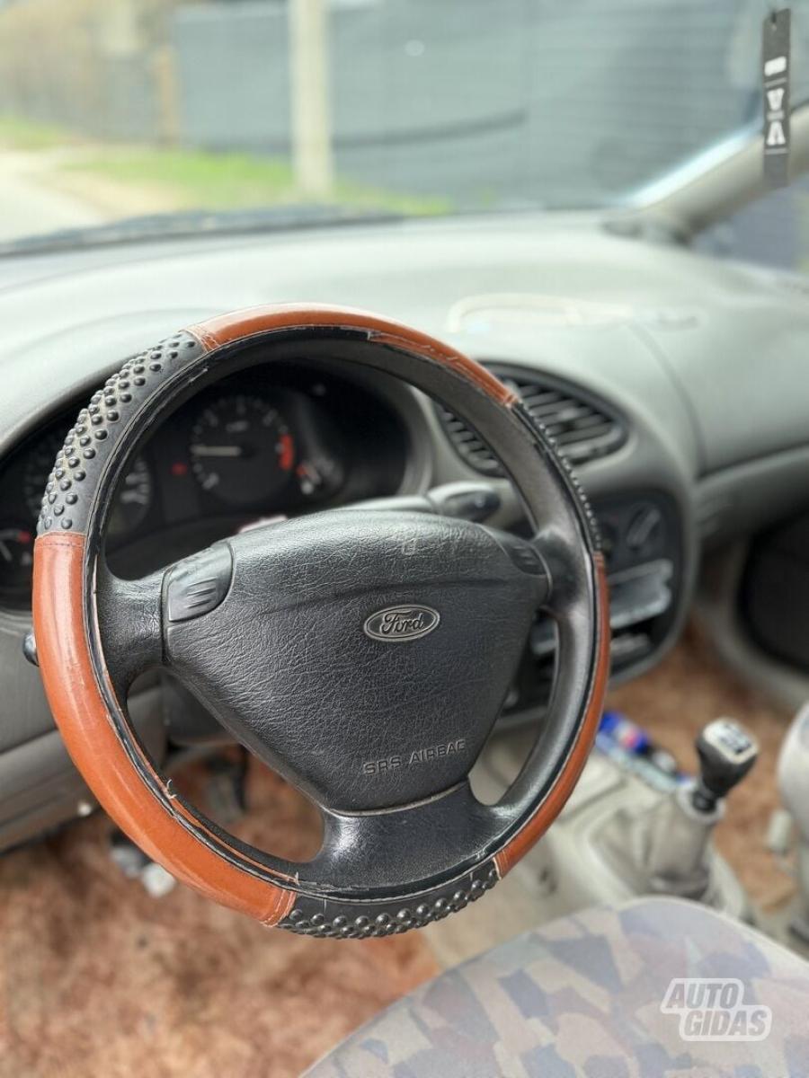 Pelēks Ford Galaxy 1996 Kauņa, ar dzinēja tilpumu 1.90 L un nobraukumu 288 tūkst. km par 1380 €, foto 15 vietnē AUTOMOTO.COM.LV