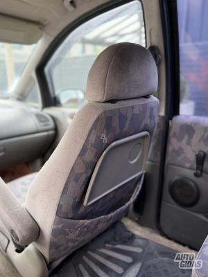 Pelēks Ford Galaxy 1996 Kauņa, ar dzinēja tilpumu 1.90 L un nobraukumu 288 tūkst. km par 1380 €, foto 20 vietnē AUTOMOTO.COM.LV