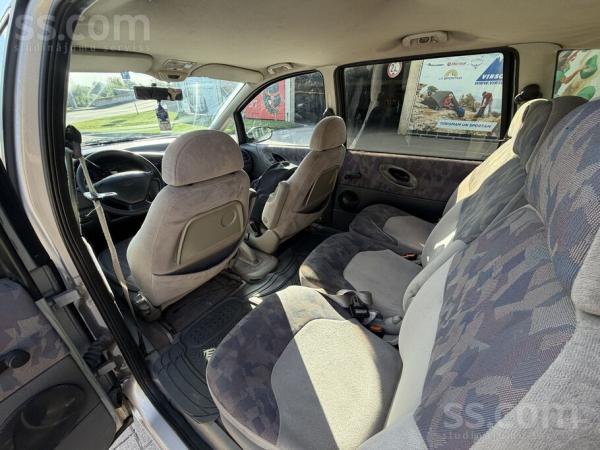 Grey Ford Galaxy 1997 in Riga, with an engine capacity of 1.90 L and mileage of 370 thousand km for 1450 €, photo 7 on AUTOMOTO.COM.LV