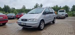 Pelēks Ford Galaxy 1998 Valmiera, ar dzinēja tilpumu 2.30 L un nobraukumu 380 tūkst. km par 1000 €, foto 8 vietnē AUTOMOTO.COM.LV