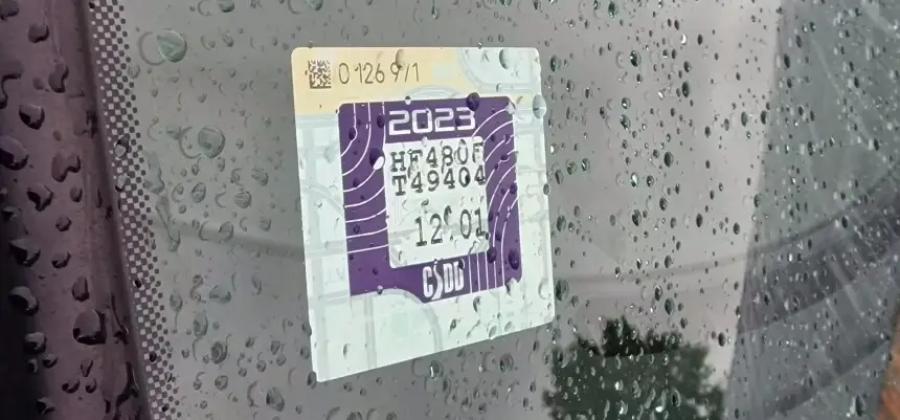 Pelēks Ford Galaxy 1998 Valmiera, ar dzinēja tilpumu 2.30 L un nobraukumu 380 tūkst. km par 1000 €, foto 12 vietnē AUTOMOTO.COM.LV