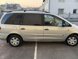 Pelēks Ford Galaxy 1999 Kauņa, ar dzinēja tilpumu 1.90 L un nobraukumu 256 tūkst. km par 1050 €, foto 5 vietnē AUTOMOTO.COM.LV