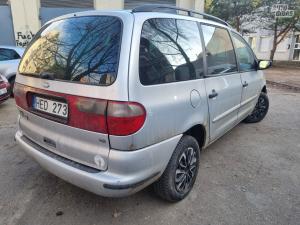 Pelēks Ford Galaxy 1999 Kauņa, ar dzinēja tilpumu 1.90 L un nobraukumu 365 tūkst. km par 650 €, foto 4 vietnē AUTOMOTO.COM.LV