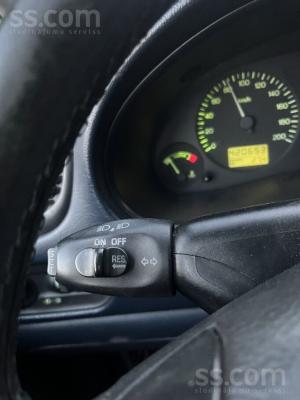 Pelēks Ford Galaxy 2000 Liepāja, ar dzinēja tilpumu 1.90 L un nobraukumu 423 tūkst. km par 2150 €, foto 10 vietnē AUTOMOTO.COM.LV