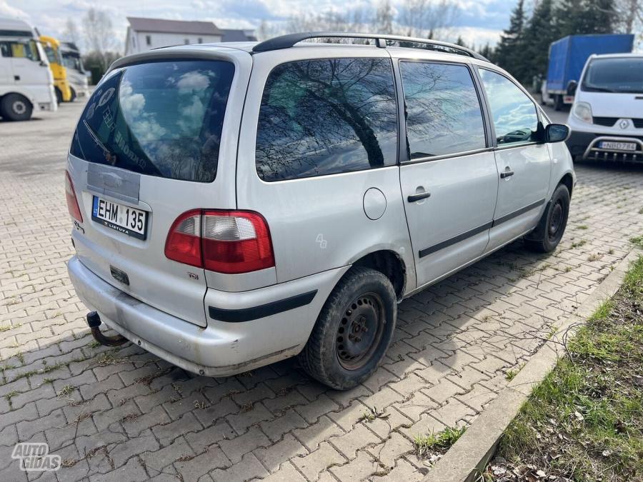 Grey Ford Galaxy 2001 in Vilnius, with an engine capacity of 1.90 L and mileage of 243 thousand km for 650 €, photo 5 on AUTOMOTO.COM.LV