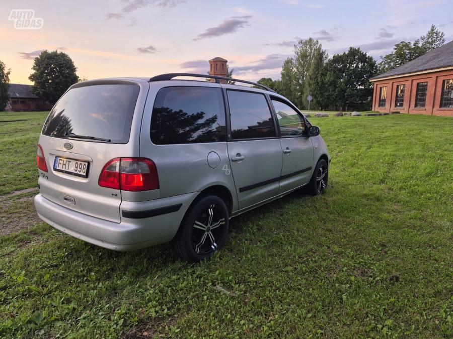 Grey Ford Galaxy 2001 in Birzai, with an engine capacity of 1.90 L and mileage of 339 thousand km for 1350 €, photo 5 on AUTOMOTO.COM.LV