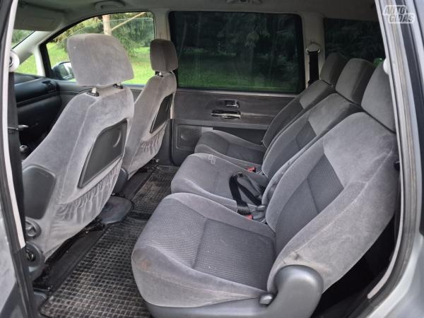 Grey Ford Galaxy 2001 in Birzai, with an engine capacity of 1.90 L and mileage of 339 thousand km for 1350 €, photo 7 on AUTOMOTO.COM.LV