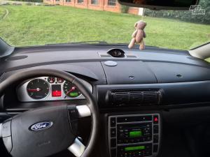 Pelēks Ford Galaxy 2001 Biržai, ar dzinēja tilpumu 1.90 L un nobraukumu 339 tūkst. km par 1350 €, foto 11 vietnē AUTOMOTO.COM.LV