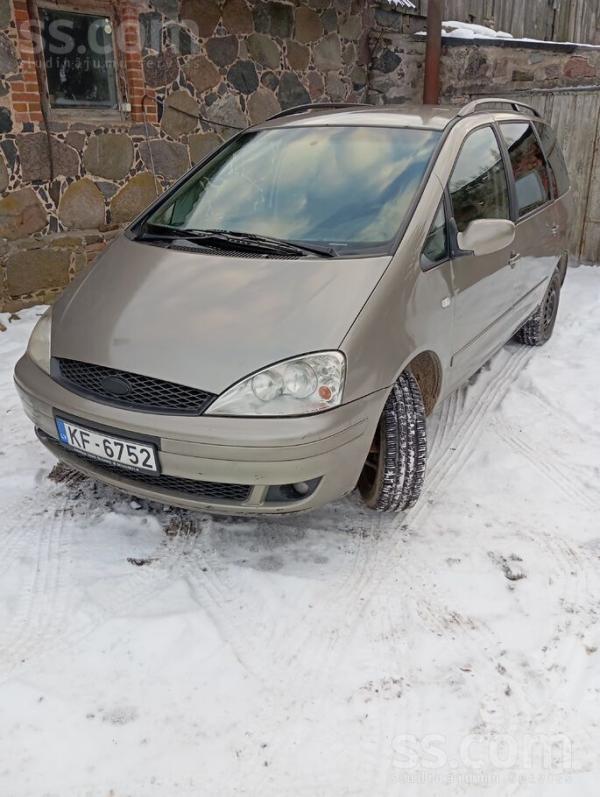 Pelēks Ford Galaxy 2002 Cēsis, ar dzinēja tilpumu 1.90 L un nobraukumu 402 tūkst. km par 1300 €, foto 1 vietnē AUTOMOTO.COM.LV
