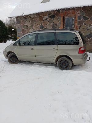 Pelēks Ford Galaxy 2002 Cēsis, ar dzinēja tilpumu 1.90 L un nobraukumu 402 tūkst. km par 1300 €, foto 3 vietnē AUTOMOTO.COM.LV