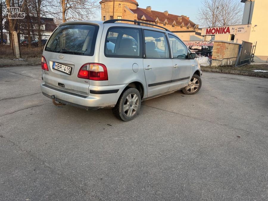 Grey Ford Galaxy 2002 in Siauliai, with an engine capacity of 1.90 L and mileage of 294 thousand km for 999 €, photo 5 on AUTOMOTO.COM.LV