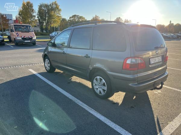 Grey Ford Galaxy 2002 in Kaunas, with an engine capacity of 2.00 L and mileage of 399 thousand km for 1300 €, photo 5 on AUTOMOTO.COM.LV
