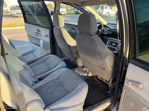 Pelēks Ford Galaxy 2002 Kauņa, ar dzinēja tilpumu 2.00 L un nobraukumu 399 tūkst. km par 1300 €, foto 17 vietnē AUTOMOTO.COM.LV