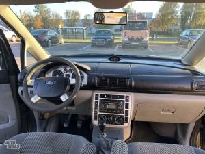 Pelēks Ford Galaxy 2002 Kauņa, ar dzinēja tilpumu 2.00 L un nobraukumu 399 tūkst. km par 1300 €, foto 19 vietnē AUTOMOTO.COM.LV