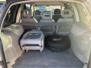 Pelēks Ford Galaxy 2002 Kauņa, ar dzinēja tilpumu 2.00 L un nobraukumu 399 tūkst. km par 1300 €, foto 20 vietnē AUTOMOTO.COM.LV
