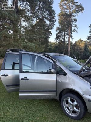 Grey Ford Galaxy 2002 in Vilnius, with an engine capacity of 1.90 L and mileage of 298 thousand km for 800 €, photo 5 on AUTOMOTO.COM.LV