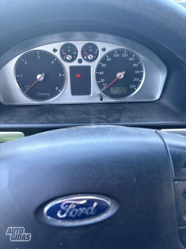 Ford Galaxy 2002 Viļņa vietnē Pelēks Ford Galaxy 2002 Viļņa, ar dzinēja tilpumu 1.90 L un nobraukumu 298 tūkst. km par 800 €, foto 9 vietnē AUTOMOTO.COM.LV