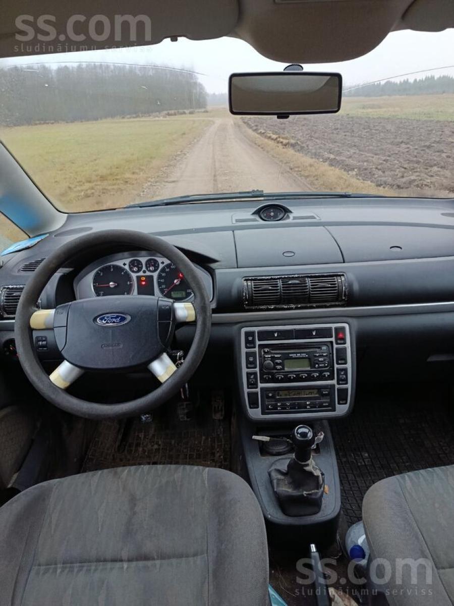 Grey Ford Galaxy 2003 in Madona, with an engine capacity of 1.90 L and mileage of 309 thousand km for 1500 €, photo 2 on AUTOMOTO.COM.LV
