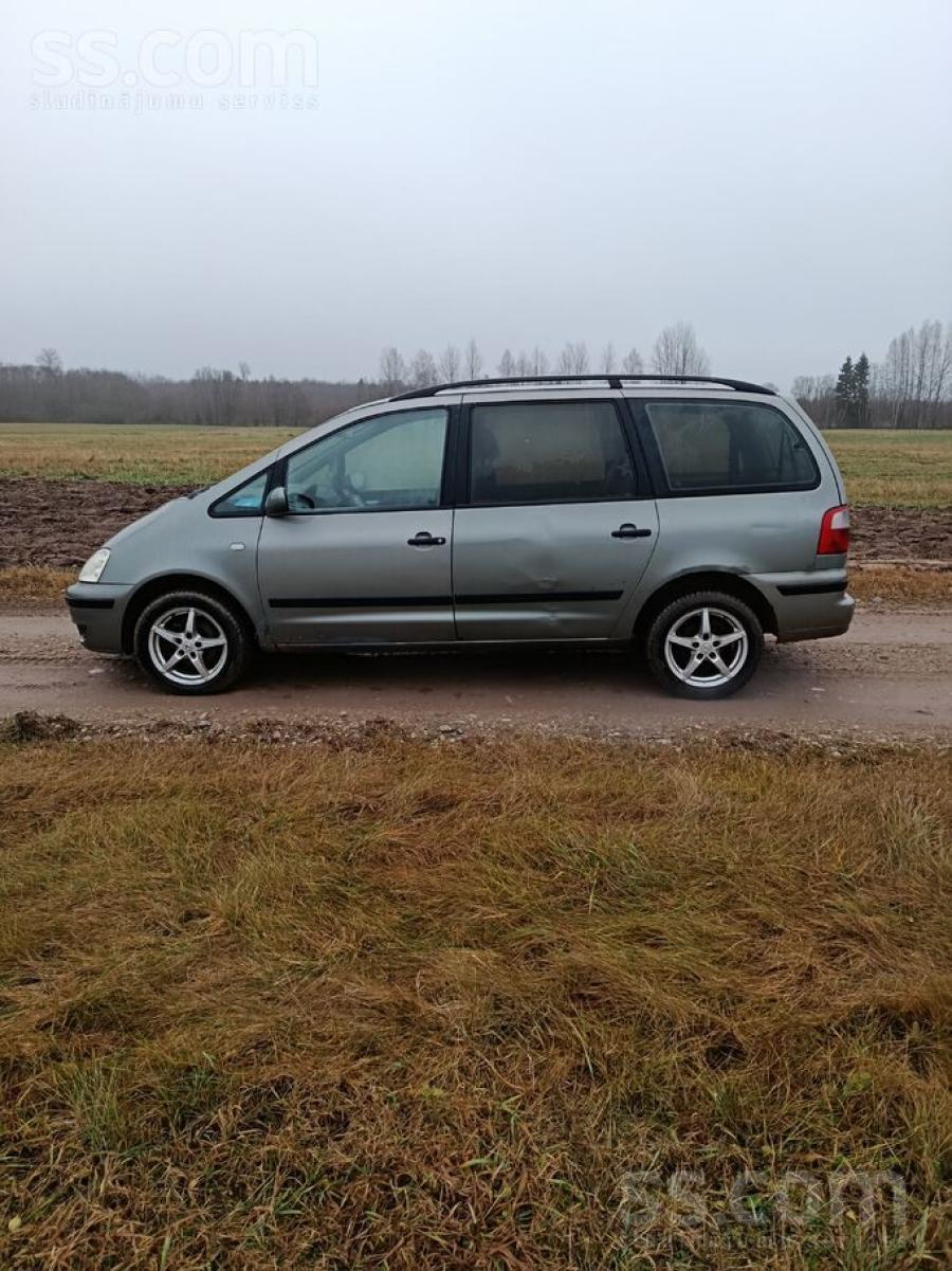 Grey Ford Galaxy 2003 in Madona, with an engine capacity of 1.90 L and mileage of 309 thousand km for 1500 €, photo 4 on AUTOMOTO.COM.LV
