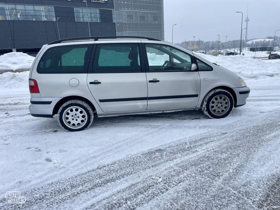Pelēks Ford Galaxy 2003 Viļņa, ar dzinēja tilpumu 1.90 L un nobraukumu 360 tūkst. km par 1650 €, foto 6 vietnē AUTOMOTO.COM.LV