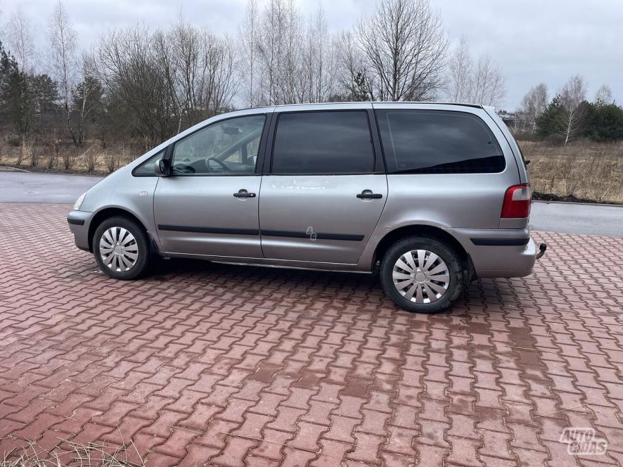 Grey Ford Galaxy 2003 in Vilnius, with an engine capacity of 1.90 L and mileage of 331 thousand km for 1500 €, photo 5 on AUTOMOTO.COM.LV