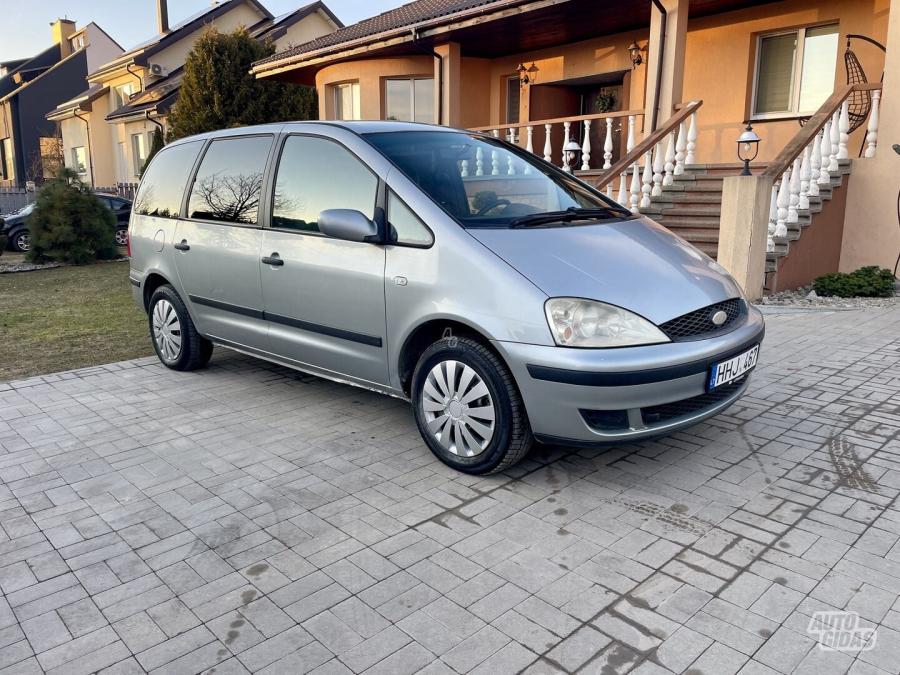 Pelēks Ford Galaxy 2003 Viļņa, ar dzinēja tilpumu 1.90 L un nobraukumu 331 tūkst. km par 1500 €, foto 1 vietnē AUTOMOTO.COM.LV