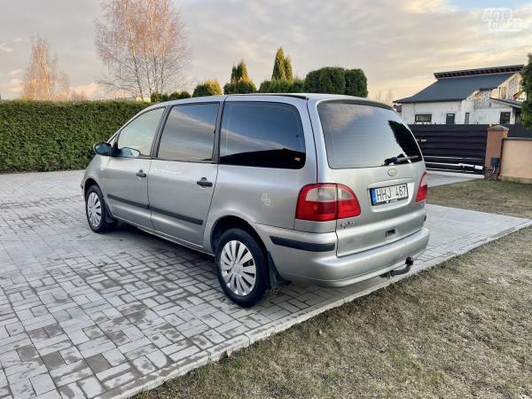 Pelēks Ford Galaxy 2003 Viļņa, ar dzinēja tilpumu 1.90 L un nobraukumu 331 tūkst. km par 1500 €, foto 3 vietnē AUTOMOTO.COM.LV