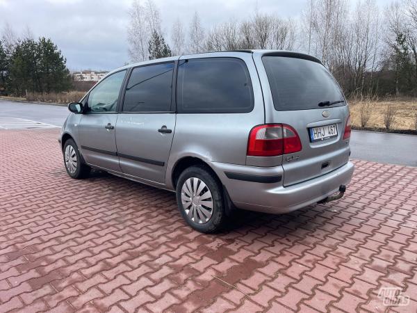 Pelēks Ford Galaxy 2003 Viļņa, ar dzinēja tilpumu 1.90 L un nobraukumu 331 tūkst. km par 1500 €, foto 4 vietnē AUTOMOTO.COM.LV