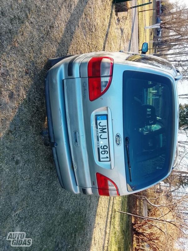 Pelēks Ford Galaxy 2003 Panevēža, ar dzinēja tilpumu 1.90 L un nobraukumu 4308 tūkst. km par 1200 €, foto 4 vietnē AUTOMOTO.COM.LV
