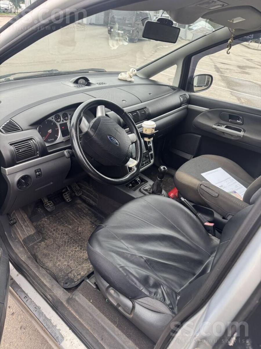 Pelēks Ford Galaxy 2003 Ogre, ar dzinēja tilpumu 1.90 L un nobraukumu 378 tūkst. km par 1500 €, foto 6 vietnē AUTOMOTO.COM.LV