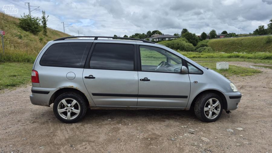 Grey Ford Galaxy 2003 in Kretinga, with an engine capacity of 1.90 L and mileage of 256 thousand km for 550 €, photo 6 on AUTOMOTO.COM.LV