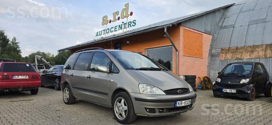Pelēks Ford Galaxy 2003 Valmiera, ar dzinēja tilpumu 1.90 L un nobraukumu 338 tūkst. km par 950 €, foto 1 vietnē AUTOMOTO.COM.LV