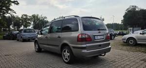 Pelēks Ford Galaxy 2003 Valmiera, ar dzinēja tilpumu 1.90 L un nobraukumu 338 tūkst. km par 950 €, foto 5 vietnē AUTOMOTO.COM.LV