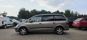 Pelēks Ford Galaxy 2003 Valmiera, ar dzinēja tilpumu 1.90 L un nobraukumu 338 tūkst. km par 950 €, foto 6 vietnē AUTOMOTO.COM.LV