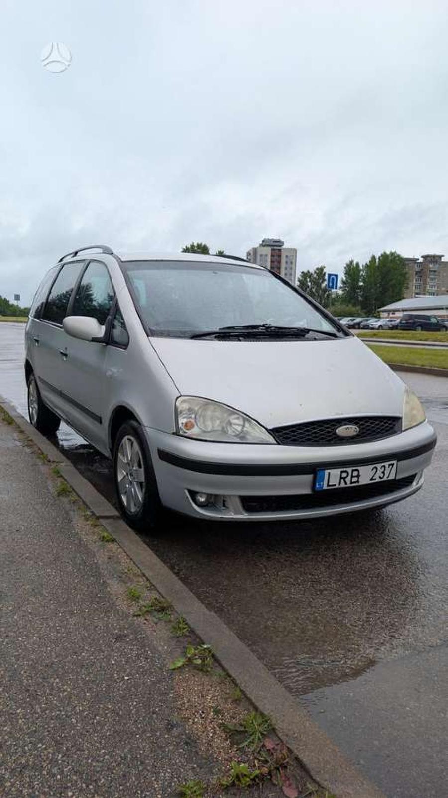 Grey Ford Galaxy 2003 in Kaunas, with an engine capacity of 1.90 L and mileage of 400 thousand km for 700 €, photo 1 on AUTOMOTO.COM.LV