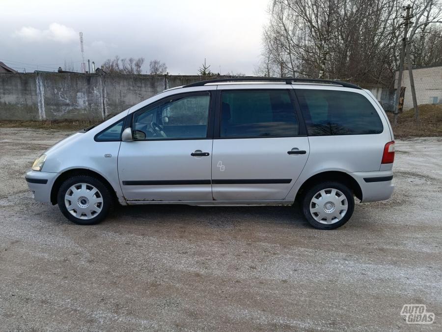 Pelēks Ford Galaxy 2004 Joniškis, ar dzinēja tilpumu 1.90 L un nobraukumu 350 tūkst. km par 600 €, foto 3 vietnē AUTOMOTO.COM.LV