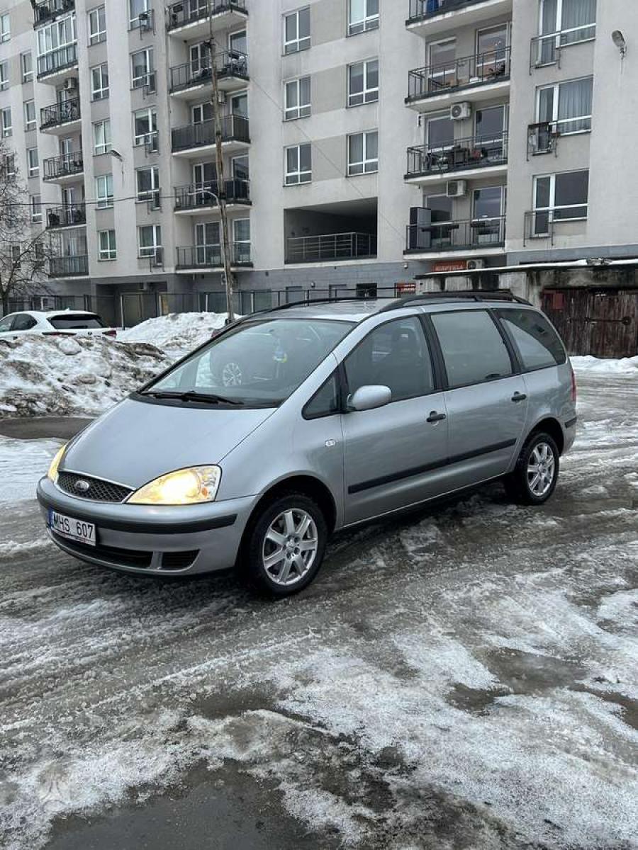 Grey Ford Galaxy 2004 in Vilnius, with an engine capacity of 1.90 L and mileage of 305 thousand km for 1750 €, photo 1 on AUTOMOTO.COM.LV