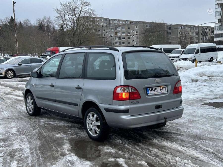 Grey Ford Galaxy 2004 in Vilnius, with an engine capacity of 1.90 L and mileage of 305 thousand km for 1750 €, photo 7 on AUTOMOTO.COM.LV