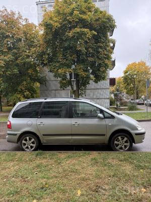 Pelēks Ford Galaxy 2004 Daugavpils, ar dzinēja tilpumu 1.90 L un nobraukumu 480 tūkst. km par 2800 €, foto 4 vietnē AUTOMOTO.COM.LV